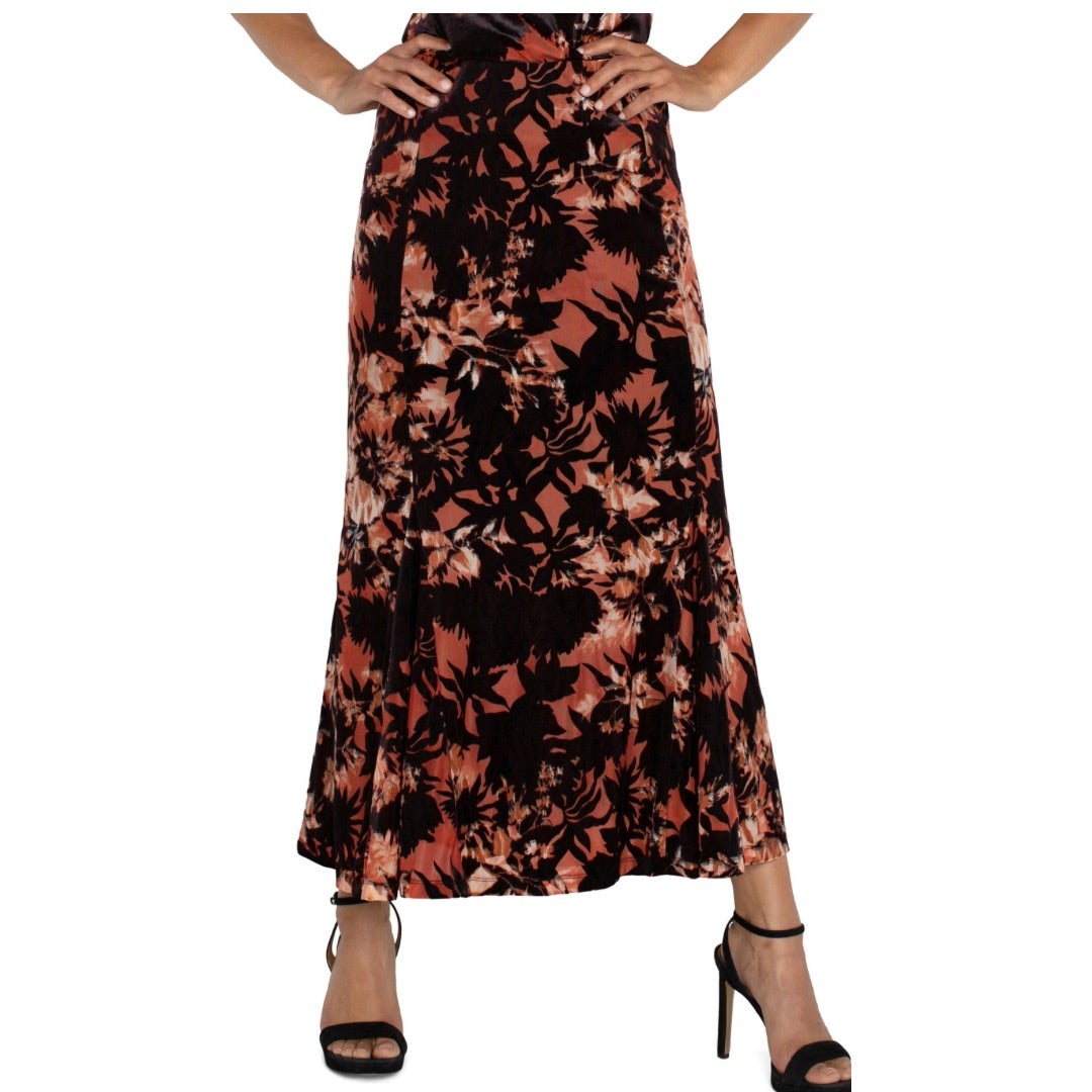 Liverpool: Fall Floral Knit Skirt | Darcy Park